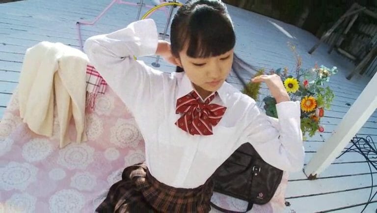 【限界】ハイパー美少女JCのギリギリ水着ポーズ見たいですか…？【ジュニアモデル香月杏珠レビュー前編】 | 超ジュニアアイドルBOMB！